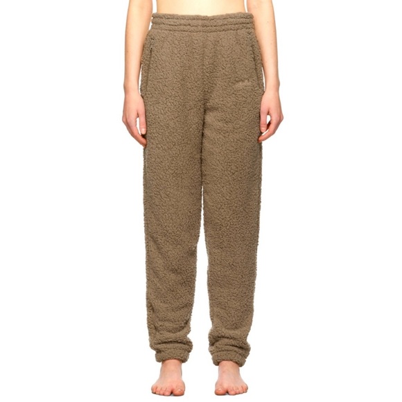 SKIMS | Pants & Jumpsuits | Skims Teddy Jogger Lounge Pants Desert ...